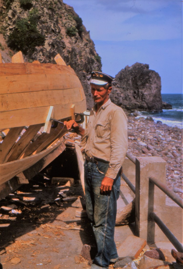 Boat building on Saba – The Saba Islander